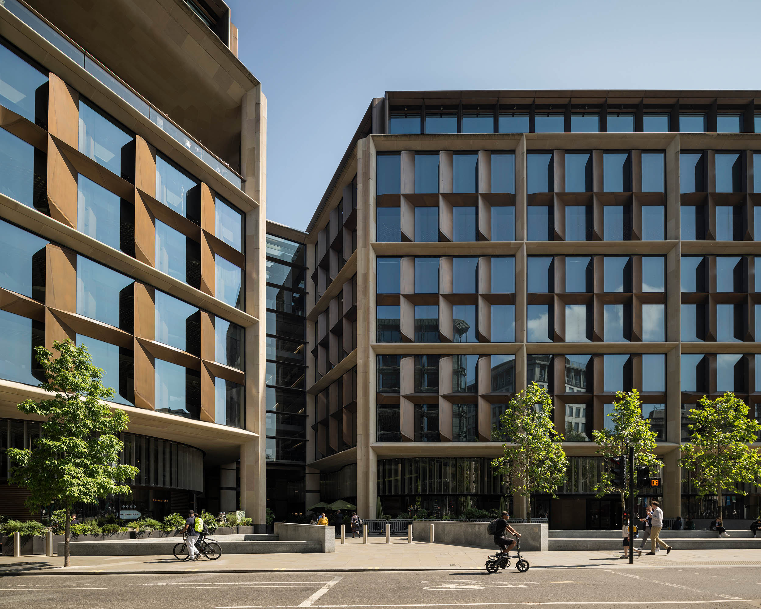 bloomberg_city_of_london_offices_exterior_architectural_photographer_1
